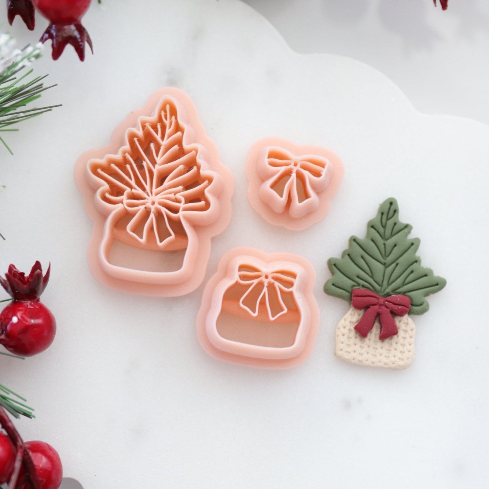 Live Spruce clay cutter – Rapunzel & Croft